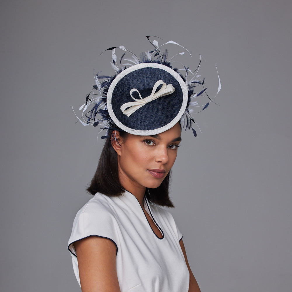 Mini disc with feathers flowers – Rachel Trevor-Morgan